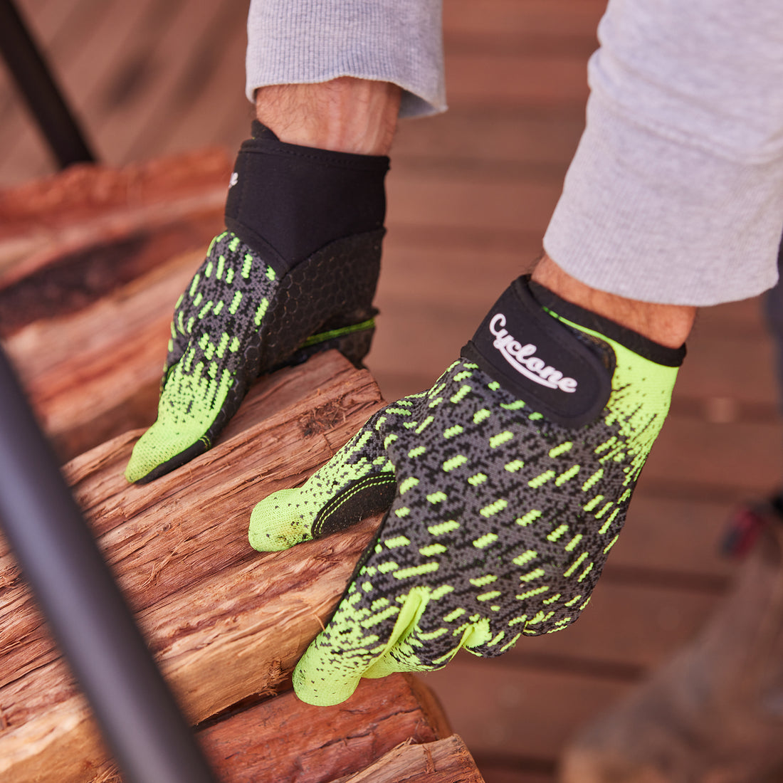 Invisigrip Gloves – Cyclone Tools