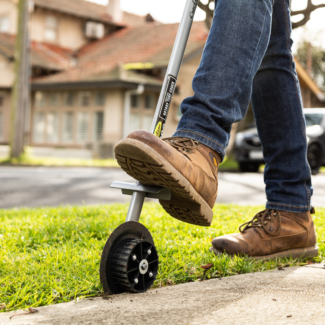 Lawn Maintenance – Cyclone Tools